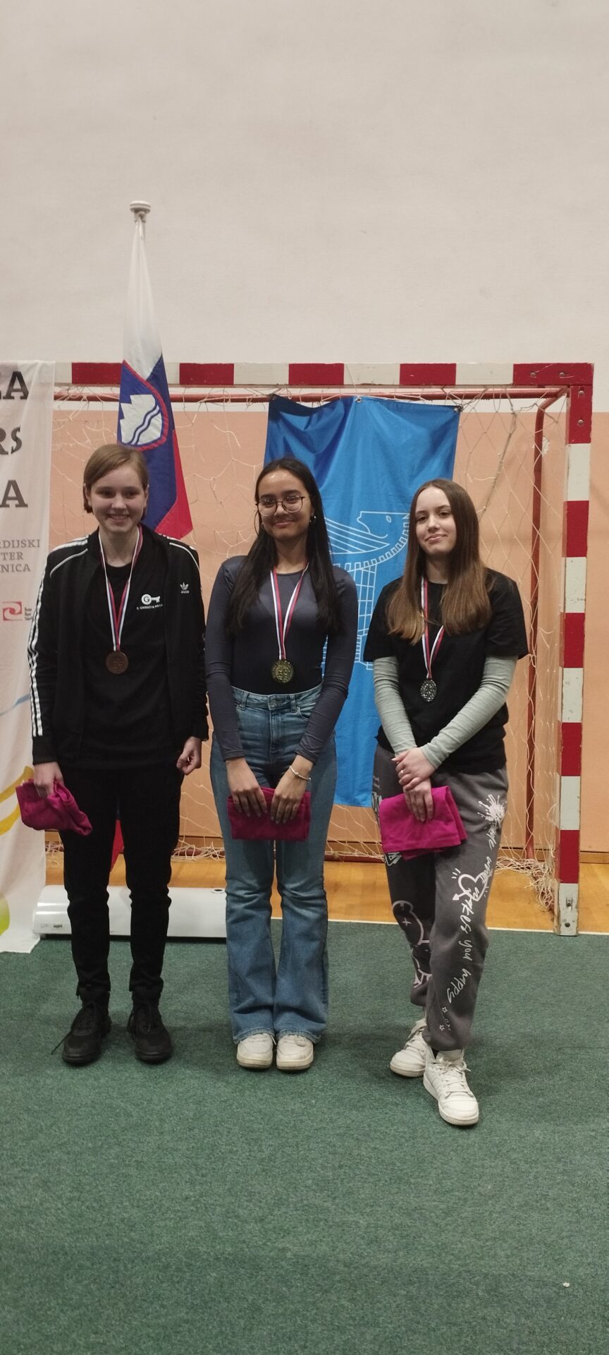 Lucy Brinovec je srednješolska državna prvakinja v šahu – I. gimnazija ...